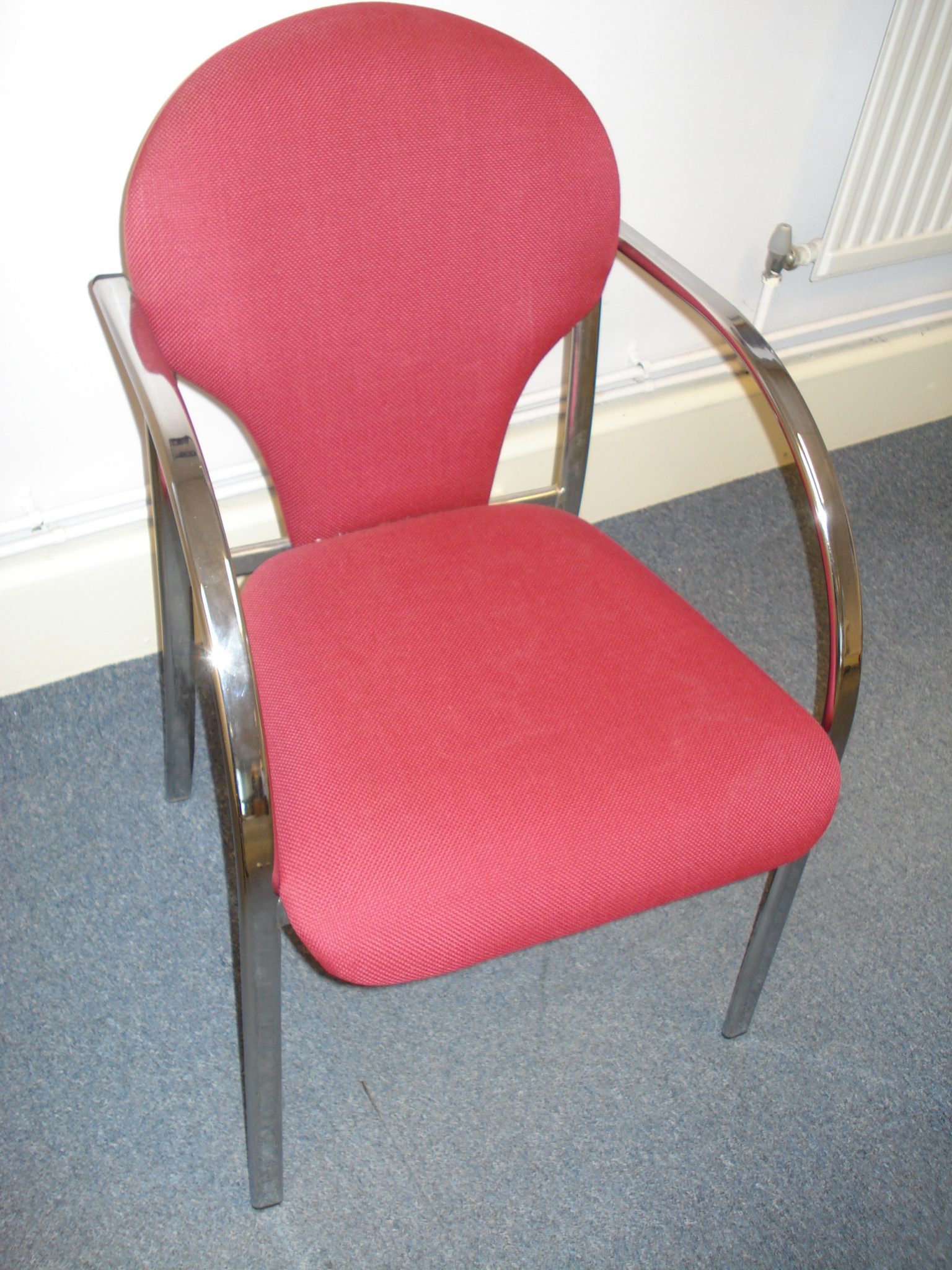 Rodano Meeting Chair, Red Fabric – Office Furniture Newbury
